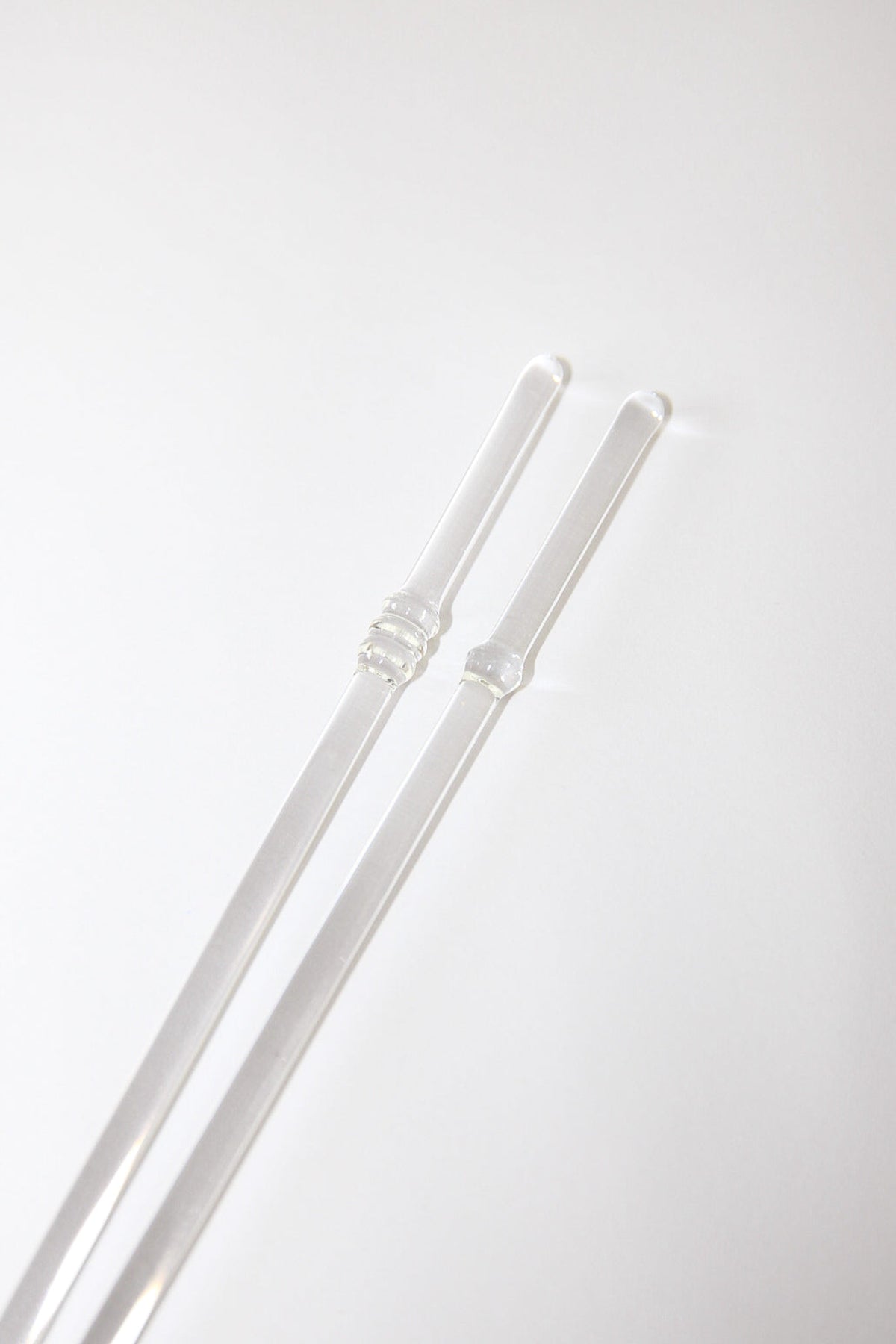 GLASS CHOPSTICKS – Kintu Studio
